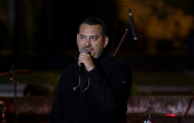 Peđa Medenica na dočeku pravoslavne Nove godine u Derventi - Glas Regije