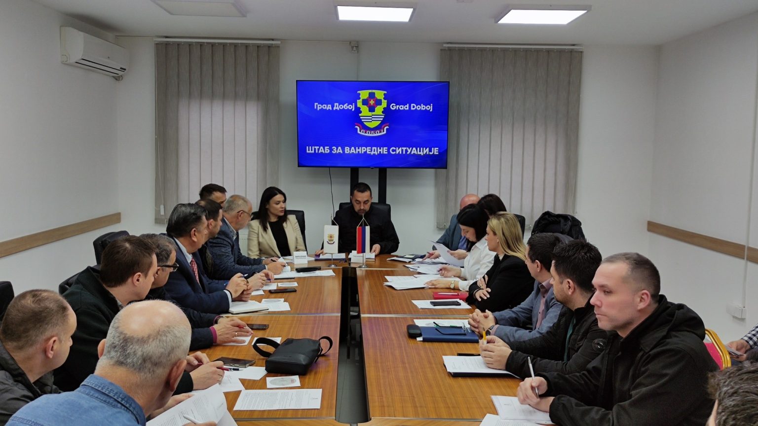 GRAD DOBOJ UPOZORIO STANOVNIŠTVO: Vodostaj 335 cm, situacija se prati ...